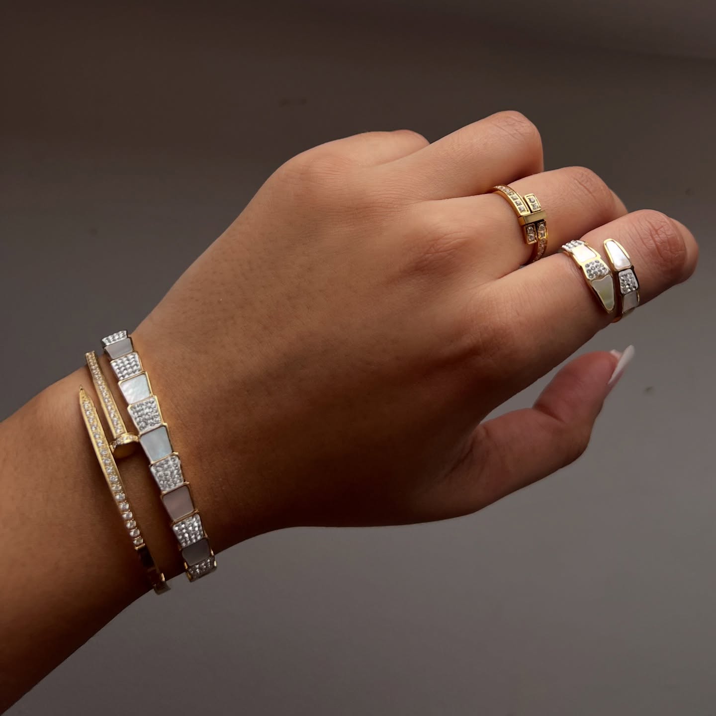 MELIN COLLECTION - F86 - UK Grand Sales